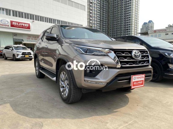 Mua bán Toyota Fortuner 2022 giá 1 tỉ 068 triệu - 22800042