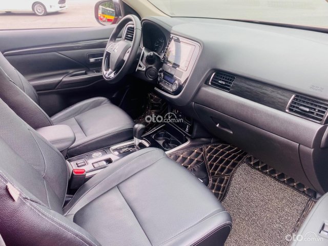 Mua bán Mitsubishi Outlander 2.4 CVT Premium 2019 giá 699 triệu - 22849662