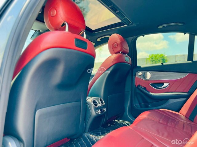 Mua bán Mercedes-Benz C300 2019 giá 1 tỉ 139 triệu - 22902334