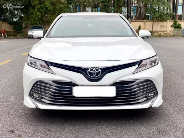 Mua bán Toyota Camry 2.0G 2019 giá 775 triệu - 22987164