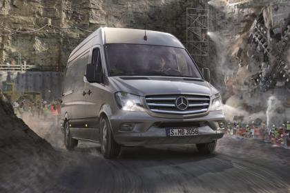 Mercedes-Benz Premium Sprinter giới hạn số lượng trình làng