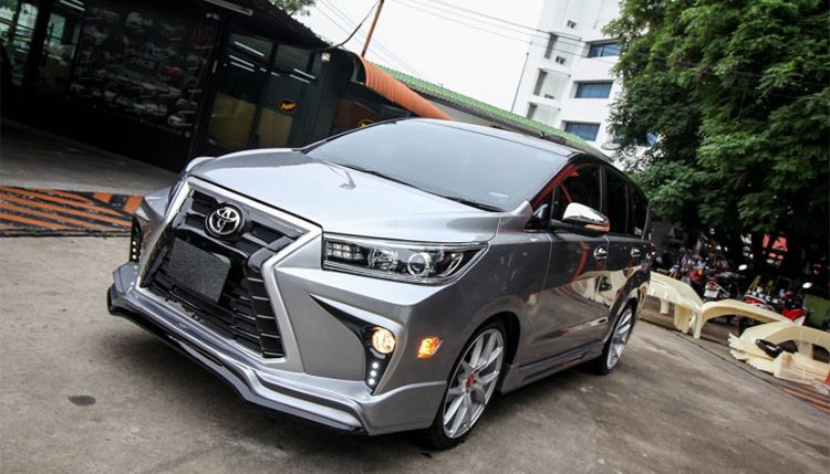 Xe sang lexus phiên bản độ Toyota Innova chưa đầy trăm triệu