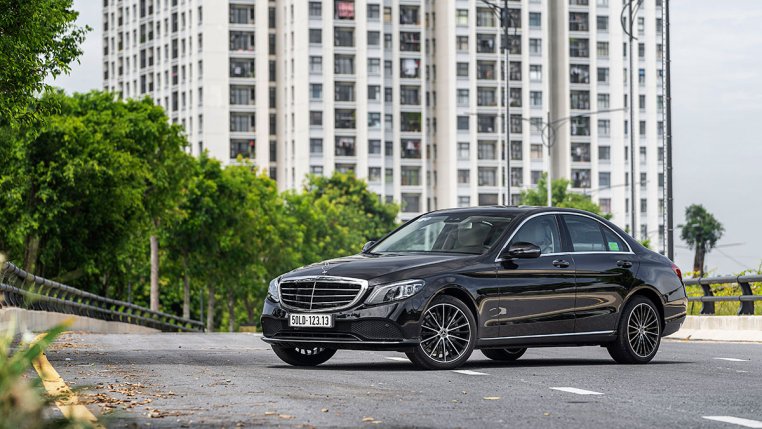 Đánh giá xe Mercedes-Benz C200 Exclusive 2019: Nâng cấp quan trọng nằm ...