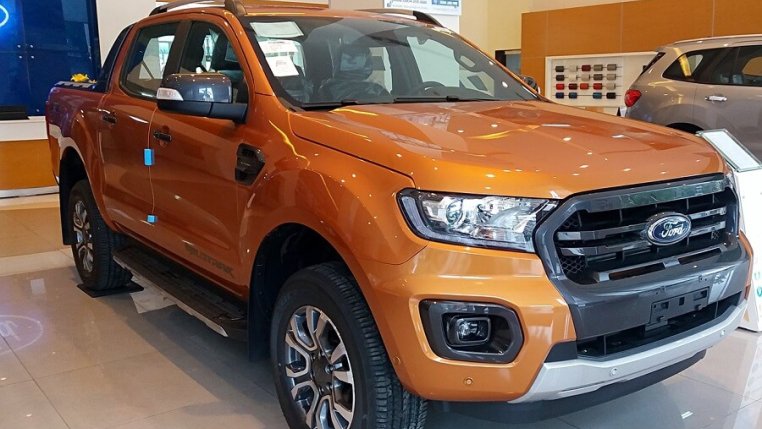 Ford Ranger 2020 đã về Việt Nam, phiên bản cũ giảm giá mạnh tại đại lý