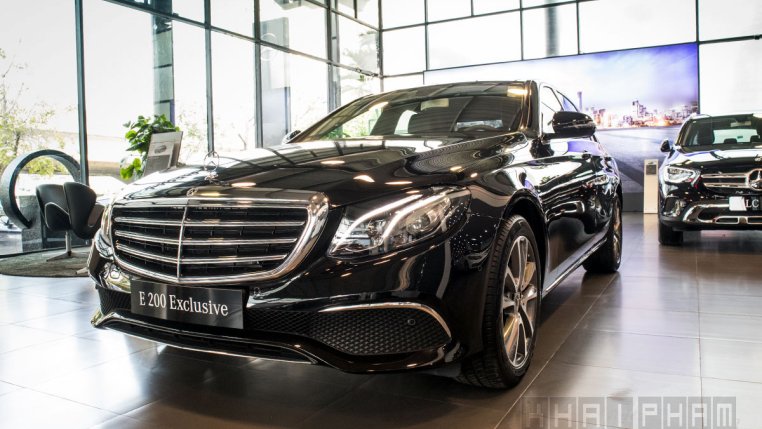 Cận cảnh xe Mercedes-Benz E 200 Exclusive 2020 đầu tiên tại Hà Nội