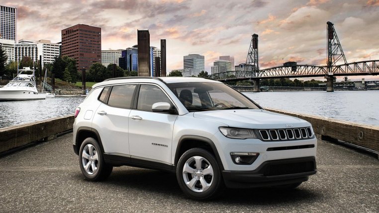 Crossover giá rẻ Jeep Compass 2020 chính thức ra mắt