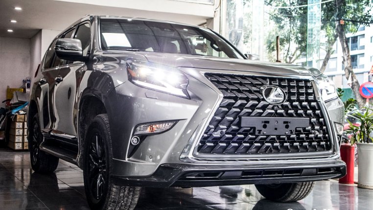 Lexus GX 460 2020 nhập Trung Đông tại Việt Nam, giá cao hơn hàng chính ...