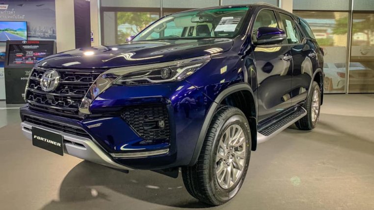 Đánh giá xe Toyota Fortuner 2021
