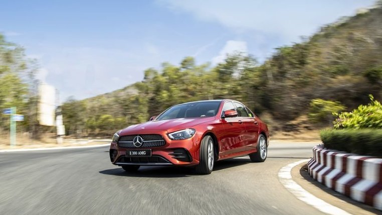 Thông số kỹ thuật xe Mercedes-Benz E-Class 2021