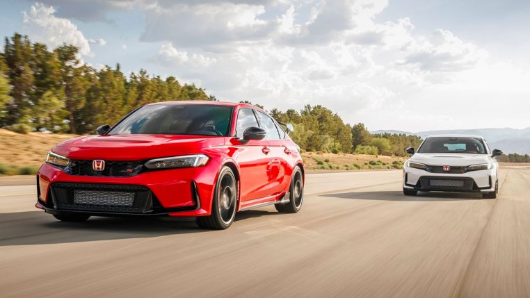 Đánh giá xe Honda Civic Type R 2023: Có gì trong mức giá đắt đỏ?