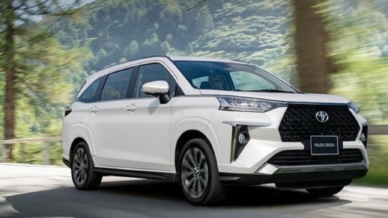Đánh giá xe Toyota Veloz Cross CVT Top: Đâu là nét đặc sắc gây tranh ...