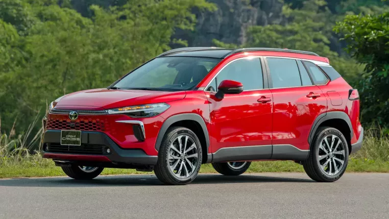 Doanh số Toyota Việt Nam tiếp đà tăng trưởng trong tháng 5, Corolla ...